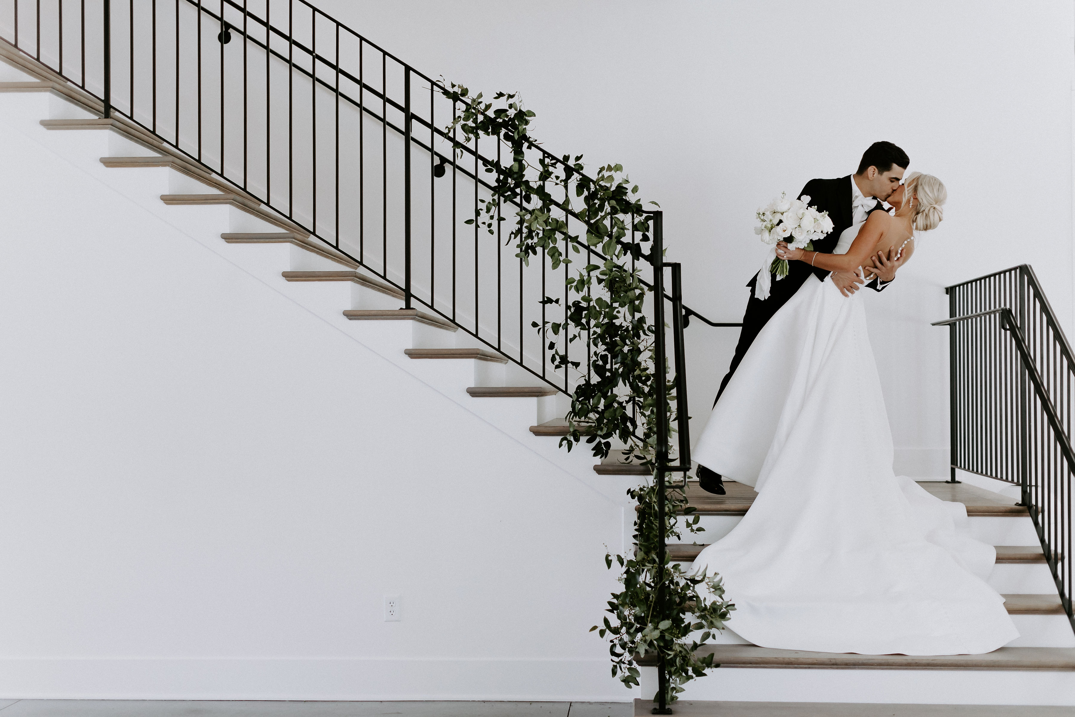 The Hutton House | Minnesota Bride