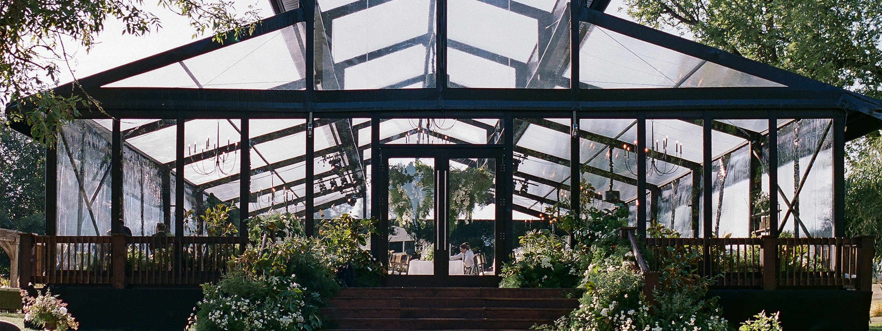 Spotlight: CORT Party Rental | Washington Wedding Day