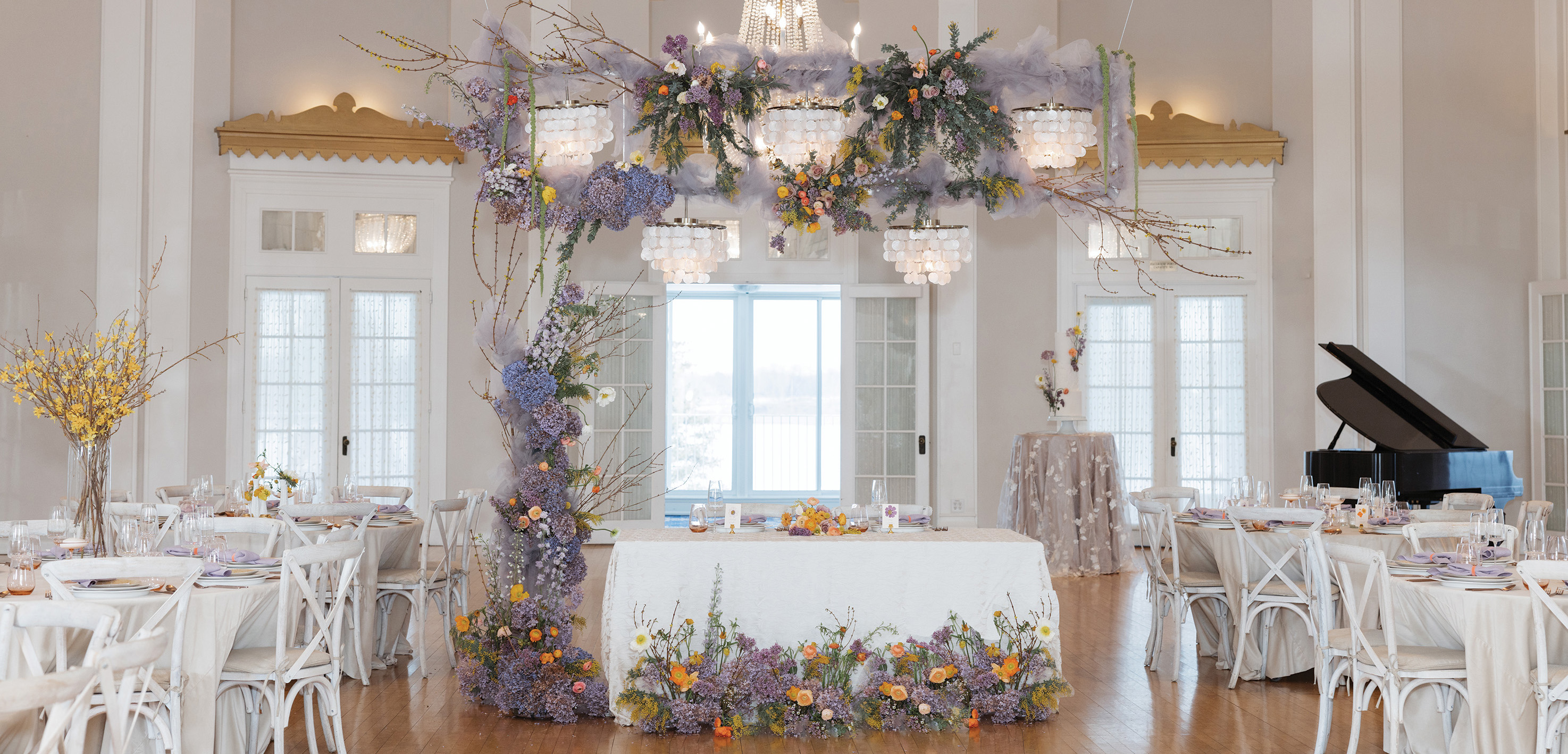 Focal Points: Dramatic Draping, Geometric Backdrops and Mixed Mediums ...
