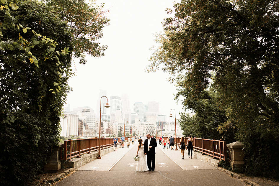 A Big Wedding Celebration at The Machine Shop | Minnesota Bride