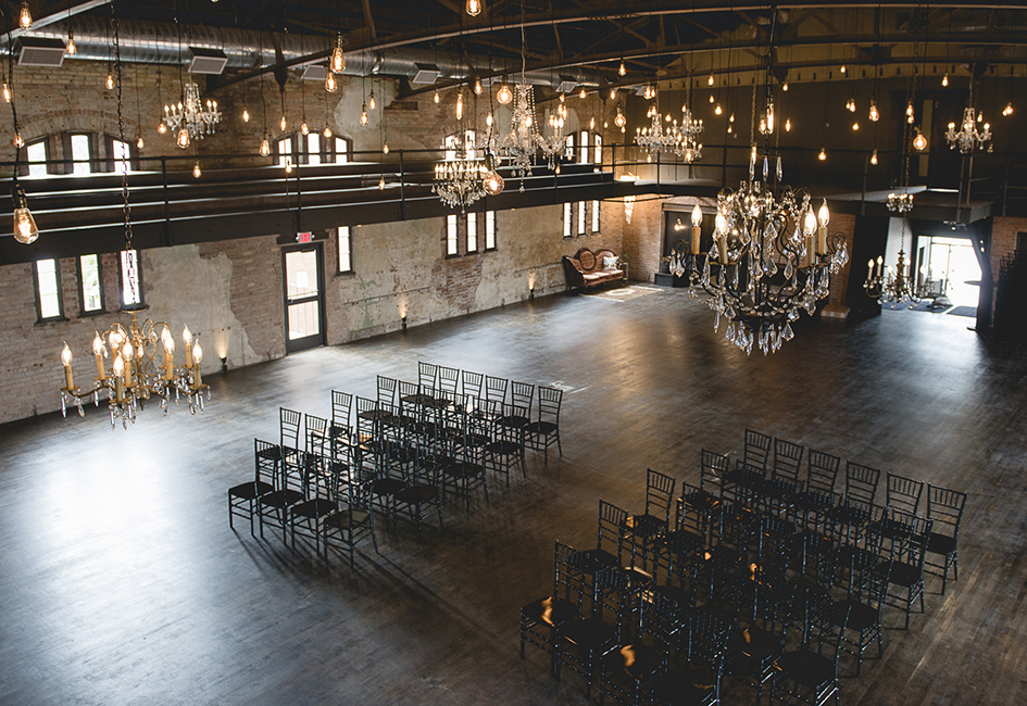 Capitol Gains: The Capitol Room Opens in St. Peter | Minnesota Bride