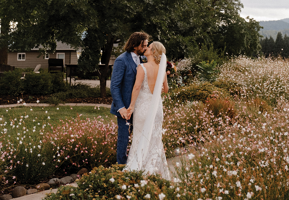 A Detail-Filled Wedding at Tin Roof Barn | Washington Wedding Day