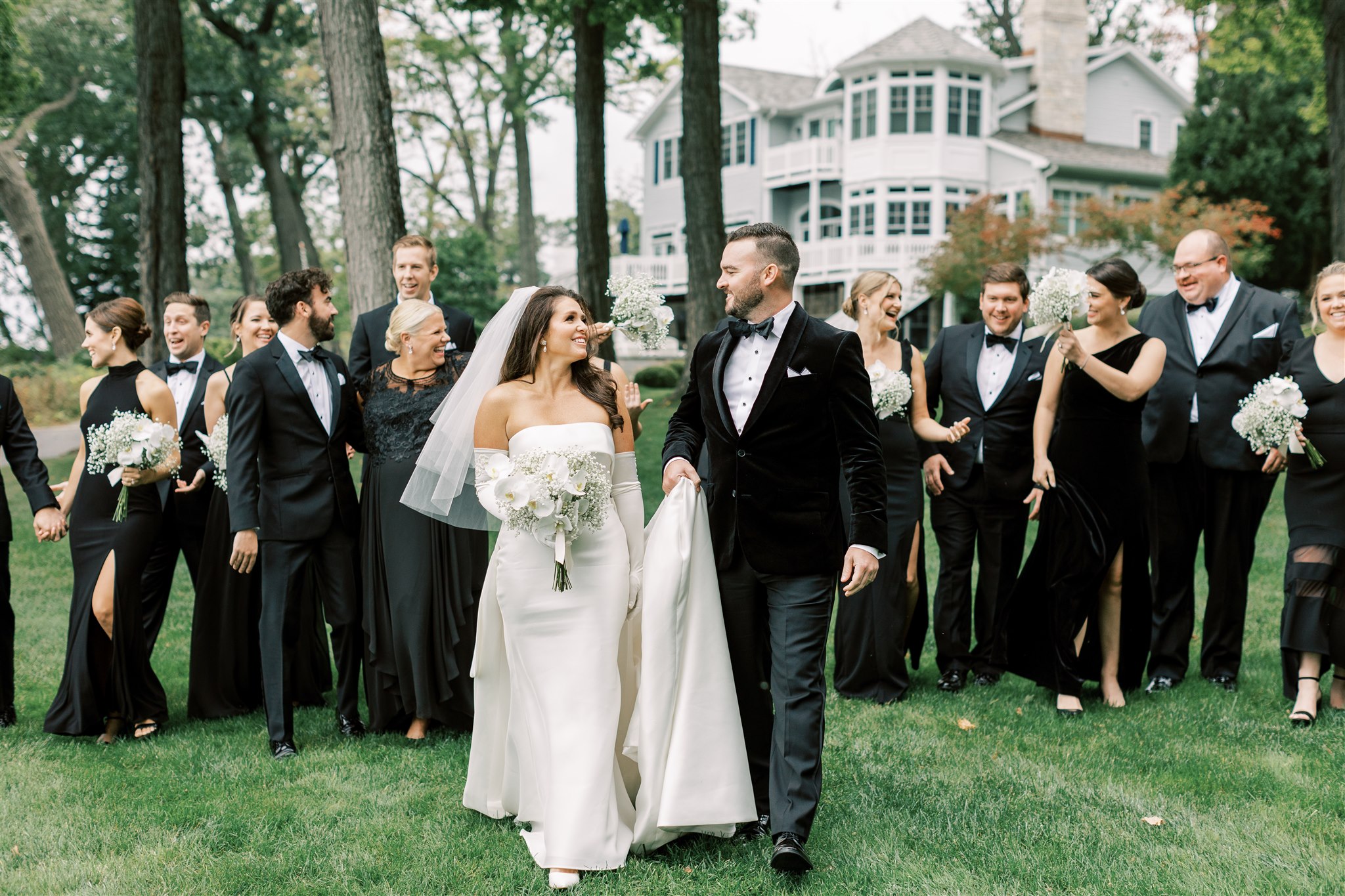 An Opulent, Black and White Wedding Day on Lake Geneva | Wisconsin Bride